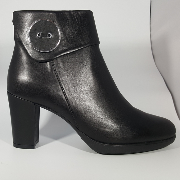 THE FLEXX | Shoes | The Flexx Black Leather Ankle Boot With Button ...